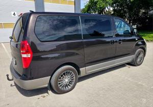 Brūns Hyundai H1 2016 Klaipėda, ar dzinēja tilpumu 2.50 L un nobraukumu 303 tūkst. km par 9999 €, foto 5 vietnē AUTOMOTO.COM.LV