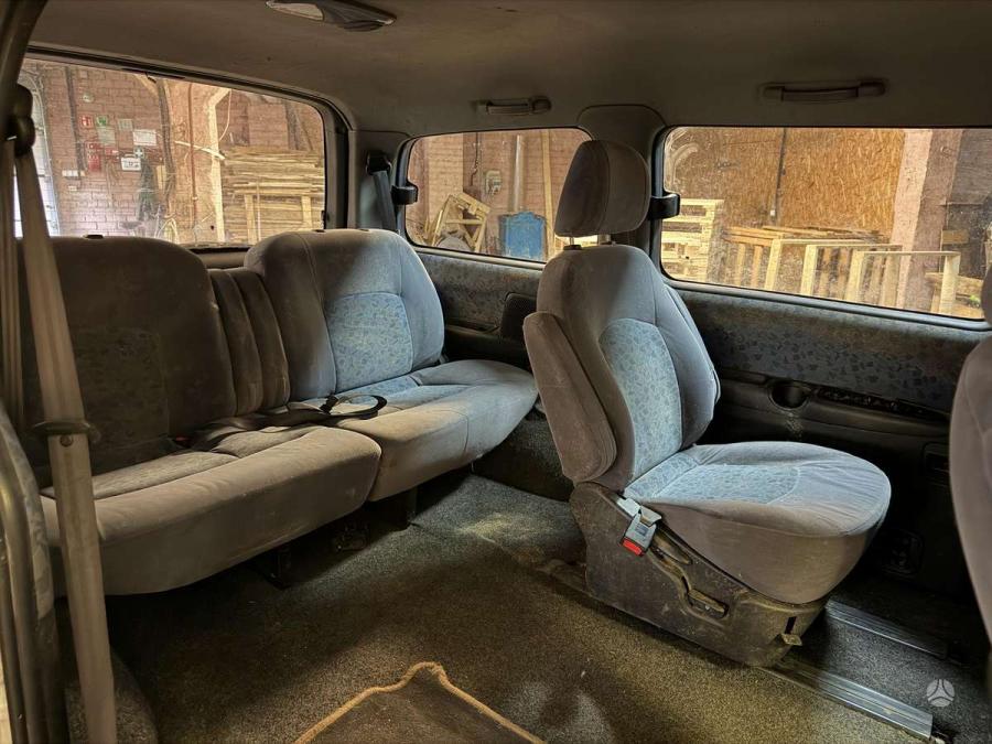 Серый Хендай Н1 2001 в Мажейкяй, объемом двигателя 0.00 л и пробегом 260 тыс. км за 7500 €, фото 10 на AUTOMOTO.COM.LV