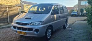 Pelēks Hyundai H1 2004 Mažeikiai, ar dzinēja tilpumu 2.50 L un nobraukumu 106 tūkst. km par 4800 €, foto 3 vietnē AUTOMOTO.COM.LV