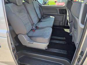 Pelēks Hyundai H1 2013 Marijampole, ar dzinēja tilpumu 2.50 L un nobraukumu 226 tūkst. km par 7200 €, foto 13 vietnē AUTOMOTO.COM.LV
