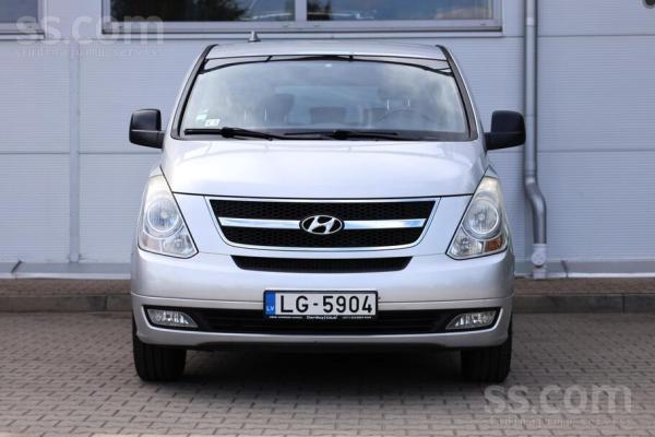 Pelēks Hyundai H1 2008 Rīga, ar dzinēja tilpumu 2.50 L un nobraukumu 0 tūkst. km par 5495 €, foto 2 vietnē AUTOMOTO.COM.LV