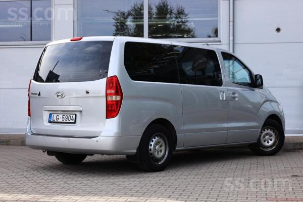 Pelēks Hyundai H1 2008 Rīga, ar dzinēja tilpumu 2.50 L un nobraukumu 0 tūkst. km par 5495 €, foto 6 vietnē AUTOMOTO.COM.LV
