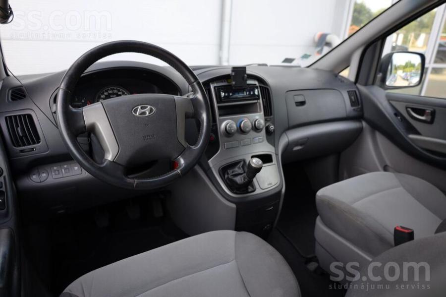 Pelēks Hyundai H1 2008 Rīga, ar dzinēja tilpumu 2.50 L un nobraukumu 0 tūkst. km par 5495 €, foto 9 vietnē AUTOMOTO.COM.LV