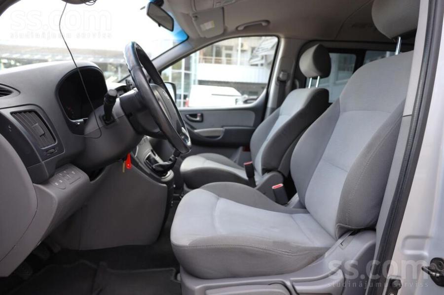 Pelēks Hyundai H1 2008 Rīga, ar dzinēja tilpumu 2.50 L un nobraukumu 0 tūkst. km par 5495 €, foto 11 vietnē AUTOMOTO.COM.LV