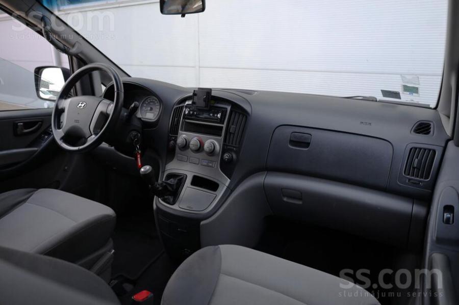 Pelēks Hyundai H1 2008 Rīga, ar dzinēja tilpumu 2.50 L un nobraukumu 0 tūkst. km par 5495 €, foto 12 vietnē AUTOMOTO.COM.LV