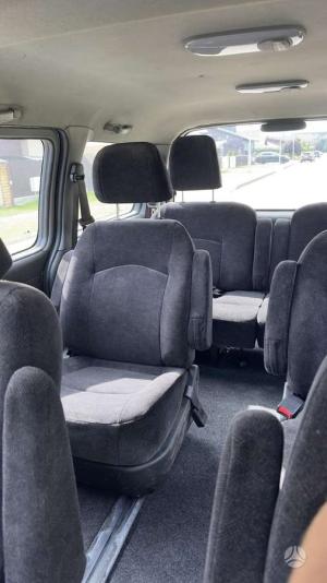 Hyundai H1 2003 in Kaunas, with an engine capacity of 2.48 L and mileage of 243 thousand km for 4799 €, photo 11 on AUTOMOTO.COM.LV