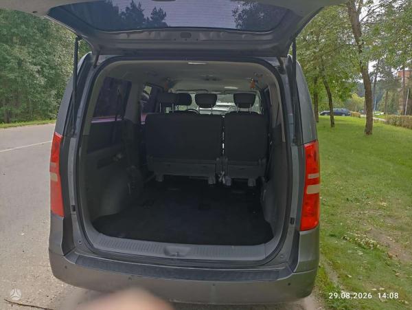 Hyundai H1 2010 Visaginas, ar dzinēja tilpumu 2.50 L un nobraukumu 245 tūkst. km par 4000 €, foto 8 vietnē AUTOMOTO.COM.LV