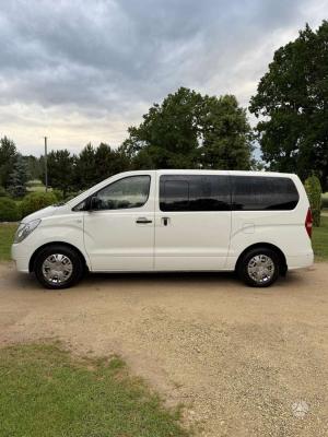 White Hyundai H1 2011 in Siauliai, with an engine capacity of 2.50 L and mileage of 278 thousand km for 6450 €, photo 5 on AUTOMOTO.COM.LV