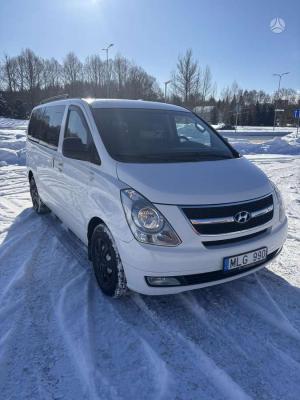 Balts Hyundai H1 2012 Šauļi, ar dzinēja tilpumu 2.50 L un nobraukumu 107 tūkst. km par 7900 €, foto 2 vietnē AUTOMOTO.COM.LV