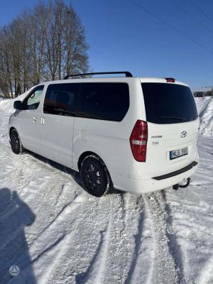Balts Hyundai H1 2012 Šauļi, ar dzinēja tilpumu 2.50 L un nobraukumu 107 tūkst. km par 7900 €, foto 4 vietnē AUTOMOTO.COM.LV