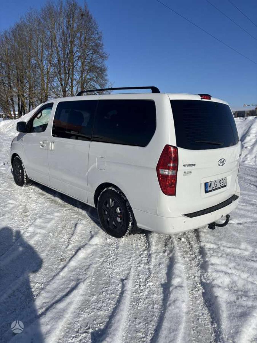 Balts Hyundai H1 2012 Šauļi, ar dzinēja tilpumu 2.50 L un nobraukumu 107 tūkst. km par 7900 €, foto 4 vietnē AUTOMOTO.COM.LV