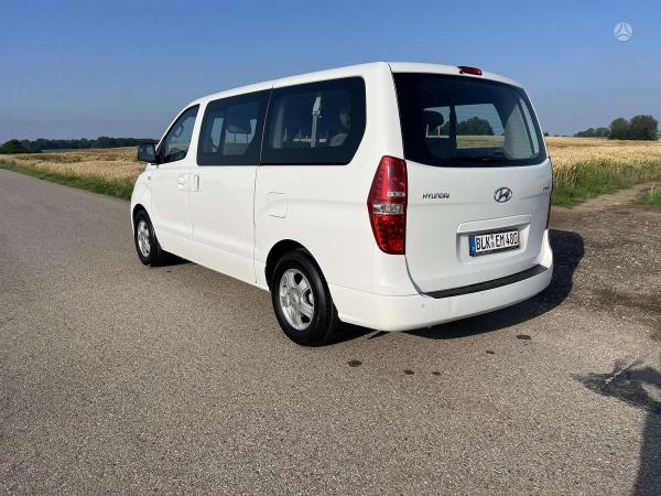 White Hyundai H1 2017 in Marijampole, with an engine capacity of 2.50 L and mileage of 251 thousand km for 10700 €, photo 5 on AUTOMOTO.COM.LV