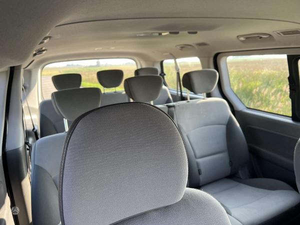 White Hyundai H1 2017 in Marijampole, with an engine capacity of 2.50 L and mileage of 251 thousand km for 10700 €, photo 6 on AUTOMOTO.COM.LV