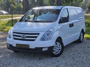White Hyundai H1 2016 in Riga, with an engine capacity of 2.50 L and mileage of 179 thousand km for 8800 €, photo 13 on AUTOMOTO.COM.LV