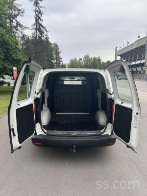 Balts Hyundai H1 2010 Rīga, ar dzinēja tilpumu 2.50 L un nobraukumu 0 tūkst. km par 6000 €, foto 11 vietnē AUTOMOTO.COM.LV