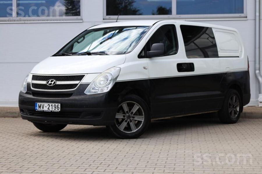 Белый Хендай Н1 2010 в Рига, объемом двигателя 2.50 л и пробегом 0 тыс. км за 3995 €, фото 1 на AUTOMOTO.COM.LV