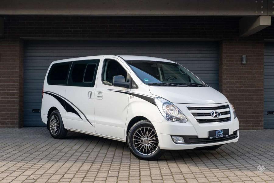 Balts Hyundai H1 2016 Marijampole, ar dzinēja tilpumu 2.50 L un nobraukumu 133 tūkst. km par 14450 €, foto 1 vietnē AUTOMOTO.COM.LV