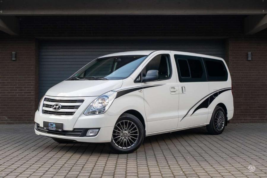Balts Hyundai H1 2016 Marijampole, ar dzinēja tilpumu 2.50 L un nobraukumu 133 tūkst. km par 14450 €, foto 5 vietnē AUTOMOTO.COM.LV
