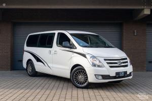 Balts Hyundai H1 2016 Marijampole, ar dzinēja tilpumu 2.50 L un nobraukumu 133 tūkst. km par 14450 €, foto  vietnē AUTOMOTO.COM.LV