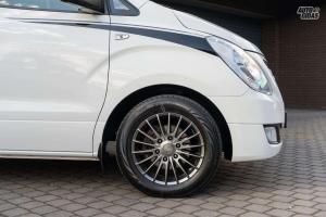 Balts Hyundai H1 2016 Marijampole, ar dzinēja tilpumu 2.50 L un nobraukumu 133 tūkst. km par 14450 €, foto 6 vietnē AUTOMOTO.COM.LV
