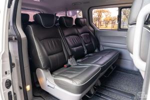 Balts Hyundai H1 2016 Marijampole, ar dzinēja tilpumu 2.50 L un nobraukumu 133 tūkst. km par 14450 €, foto 30 vietnē AUTOMOTO.COM.LV