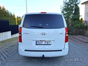 White Hyundai H1 2011 in Tallinn, with an engine capacity of 2.50 L and mileage of 260 thousand km for 5000 €, photo 5 on AUTOMOTO.COM.LV