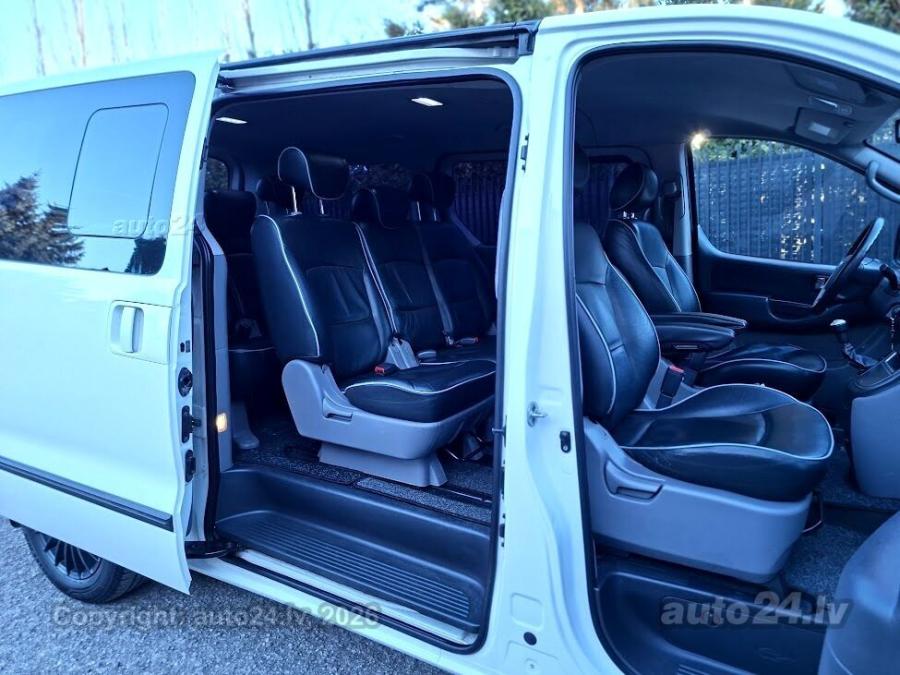 Balts Hyundai H1 2011 Tallina, ar dzinēja tilpumu 2.50 L un nobraukumu 260 tūkst. km par 7900 €, foto 17 vietnē AUTOMOTO.COM.LV