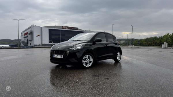 Melns Hyundai i10 2021 Viļņa, ar dzinēja tilpumu 1.00 L un nobraukumu 47 tūkst. km par 9650 €, foto 1 vietnē AUTOMOTO.COM.LV