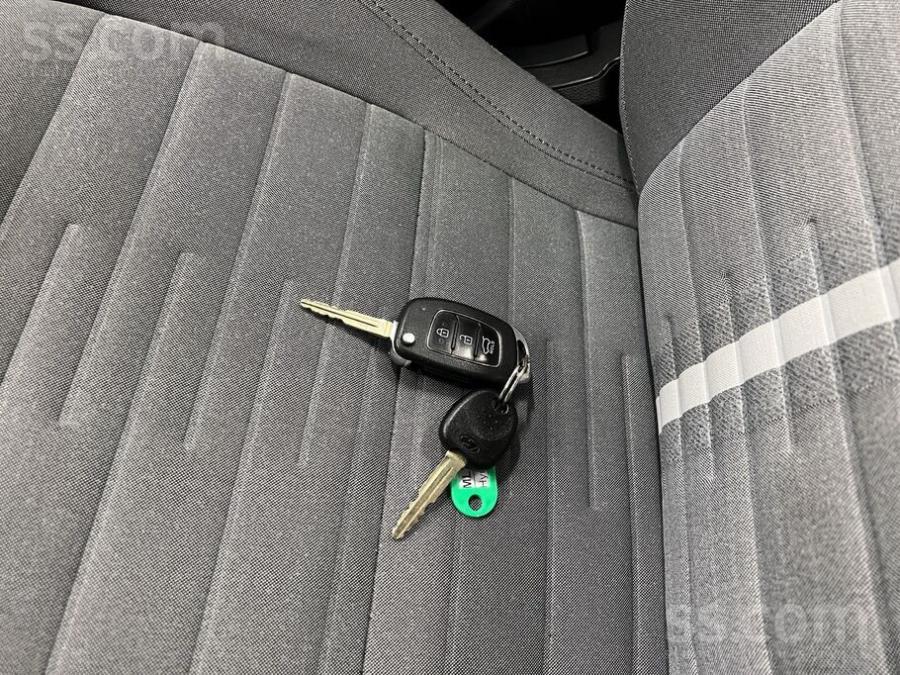 Zils Hyundai i10 2020 Rīga, ar dzinēja tilpumu 1.00 L un nobraukumu 63 tūkst. km par 9490 €, foto 20 vietnē AUTOMOTO.COM.LV