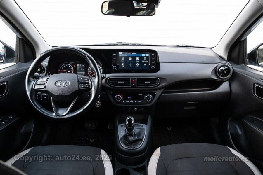 Blue Hyundai i10 2021 in Riga, with an engine capacity of 1.20 L and mileage of 65 thousand km for 10914 €, photo 8 on AUTOMOTO.COM.LV