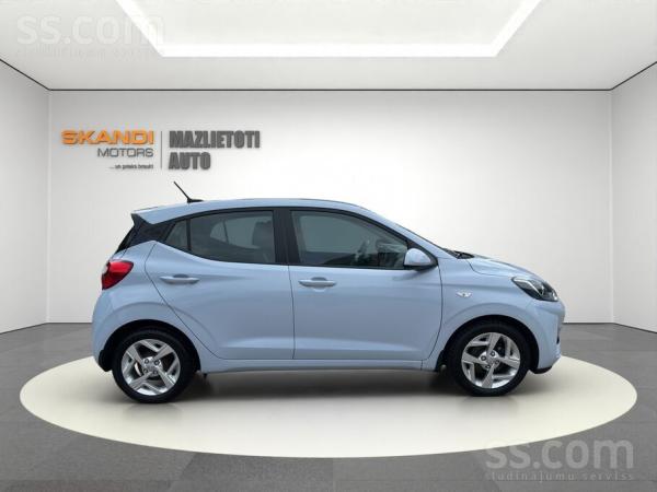 Blue Hyundai i10 2021 in Riga, with an engine capacity of 1.20 L and mileage of 87 thousand km for 9490 €, photo 8 on AUTOMOTO.COM.LV
