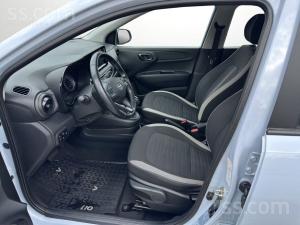 Blue Hyundai i10 2021 in Riga, with an engine capacity of 1.20 L and mileage of 87 thousand km for 9490 €, photo 10 on AUTOMOTO.COM.LV