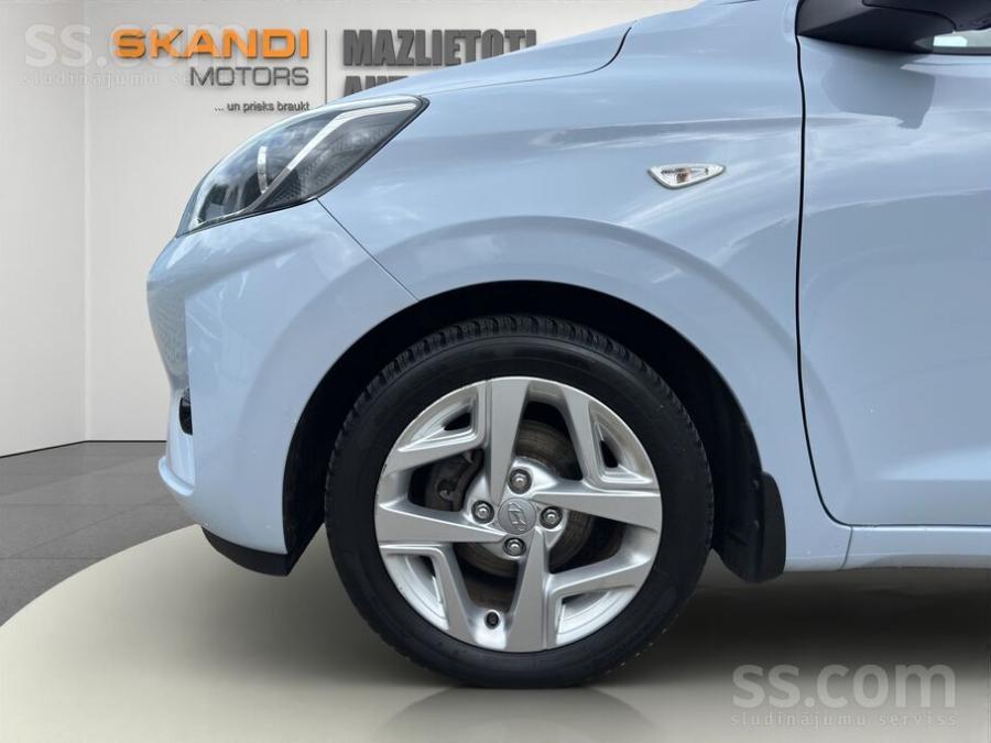 Blue Hyundai i10 2021 in Riga, with an engine capacity of 1.20 L and mileage of 87 thousand km for 9490 €, photo 20 on AUTOMOTO.COM.LV