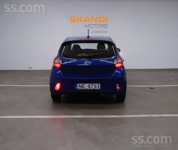 Zils Hyundai i10 2022 Rīga, ar dzinēja tilpumu 1.00 L un nobraukumu 44 tūkst. km par 9290 €, foto 5 vietnē AUTOMOTO.COM.LV