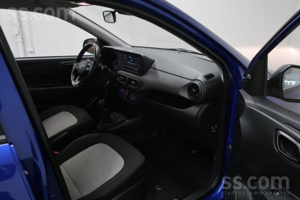 Zils Hyundai i10 2022 Rīga, ar dzinēja tilpumu 1.00 L un nobraukumu 44 tūkst. km par 9290 €, foto 10 vietnē AUTOMOTO.COM.LV