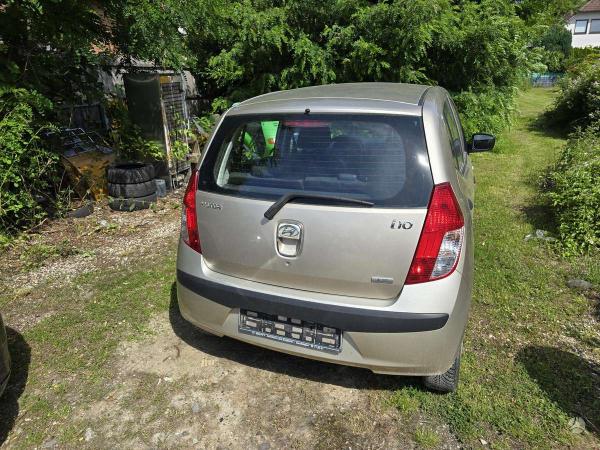 Brūns Hyundai i10 2009 Marijampole, ar dzinēja tilpumu 1.25 L un nobraukumu 199 tūkst. km par 1600 €, foto 5 vietnē AUTOMOTO.COM.LV