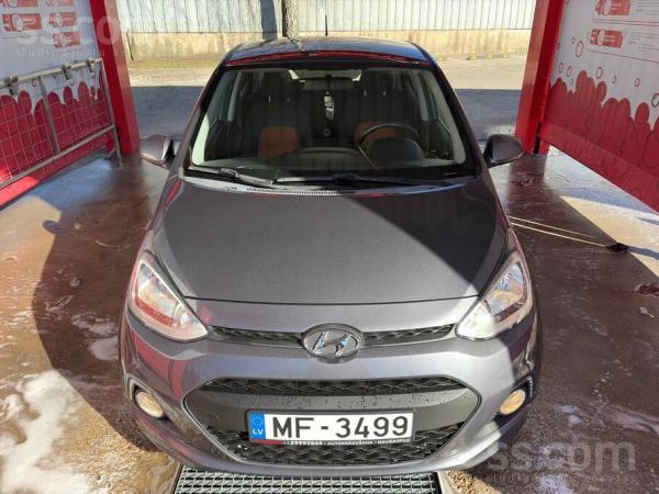 Pelēks Hyundai i10 2014 Rīga, ar dzinēja tilpumu 1.00 L un nobraukumu 155 tūkst. km par 3800 €, foto 1 vietnē AUTOMOTO.COM.LV