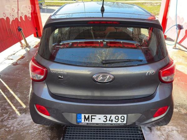 Pelēks Hyundai i10 2014 Rīga, ar dzinēja tilpumu 1.00 L un nobraukumu 155 tūkst. km par 3800 €, foto 2 vietnē AUTOMOTO.COM.LV