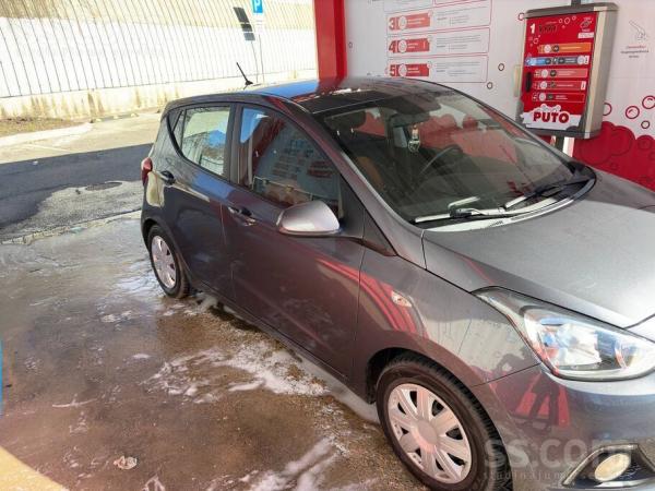 Pelēks Hyundai i10 2014 Rīga, ar dzinēja tilpumu 1.00 L un nobraukumu 155 tūkst. km par 3800 €, foto 6 vietnē AUTOMOTO.COM.LV