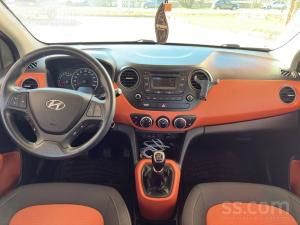 Pelēks Hyundai i10 2014 Rīga, ar dzinēja tilpumu 1.00 L un nobraukumu 155 tūkst. km par 3800 €, foto 8 vietnē AUTOMOTO.COM.LV
