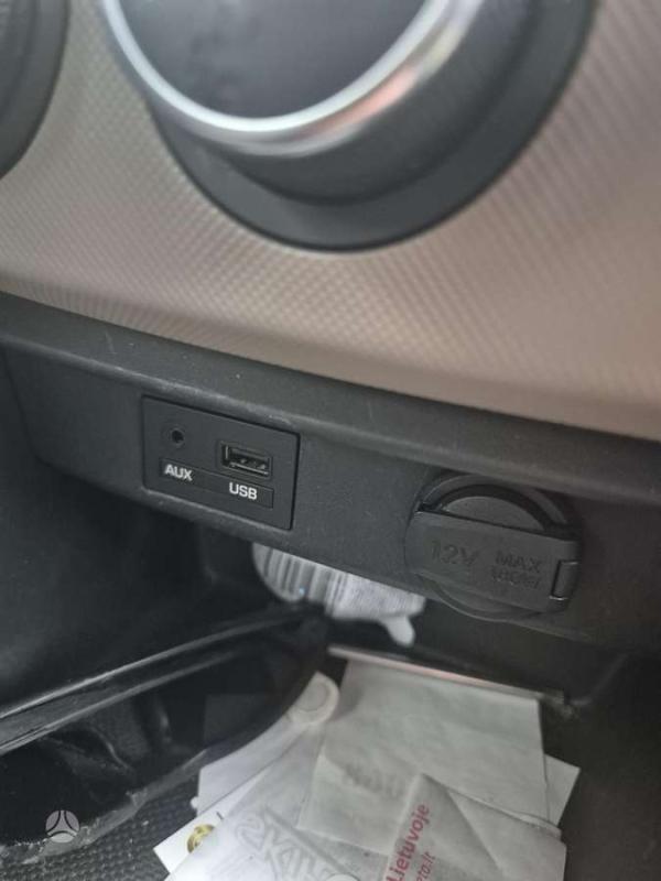 Pelēks Hyundai i10 2014 Alīta, ar dzinēja tilpumu 1.00 L un nobraukumu 349 tūkst. km par 2450 €, foto 10 vietnē AUTOMOTO.COM.LV