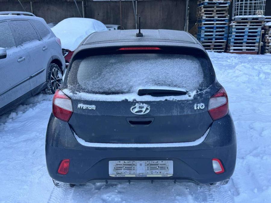 Pelēks Hyundai i10 2021 Viļņa, ar dzinēja tilpumu 1.00 L un nobraukumu 100 tūkst. km par 2950 €, foto 4 vietnē AUTOMOTO.COM.LV