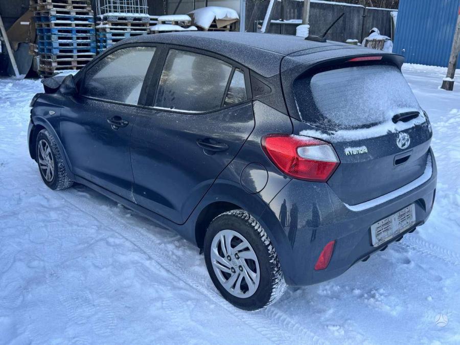Pelēks Hyundai i10 2021 Viļņa, ar dzinēja tilpumu 1.00 L un nobraukumu 100 tūkst. km par 2950 €, foto 5 vietnē AUTOMOTO.COM.LV