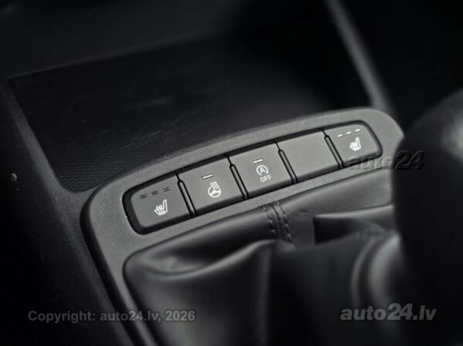 Hyundai i10 2020 Tallina, ar dzinēja tilpumu 1.00 L un nobraukumu 36 tūkst. km par 10900 €, foto 18 vietnē AUTOMOTO.COM.LV