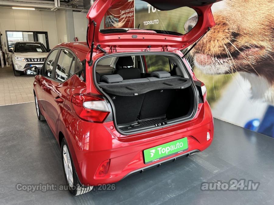 Hyundai i10 2023 in Tallinn, with an engine capacity of 1.20 L and mileage of 28 thousand km for 13900 €, photo 5 on AUTOMOTO.COM.LV