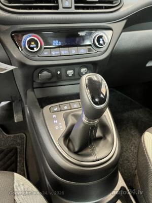 Hyundai i10 2023 in Tallinn, with an engine capacity of 1.20 L and mileage of 28 thousand km for 13900 €, photo 17 on AUTOMOTO.COM.LV