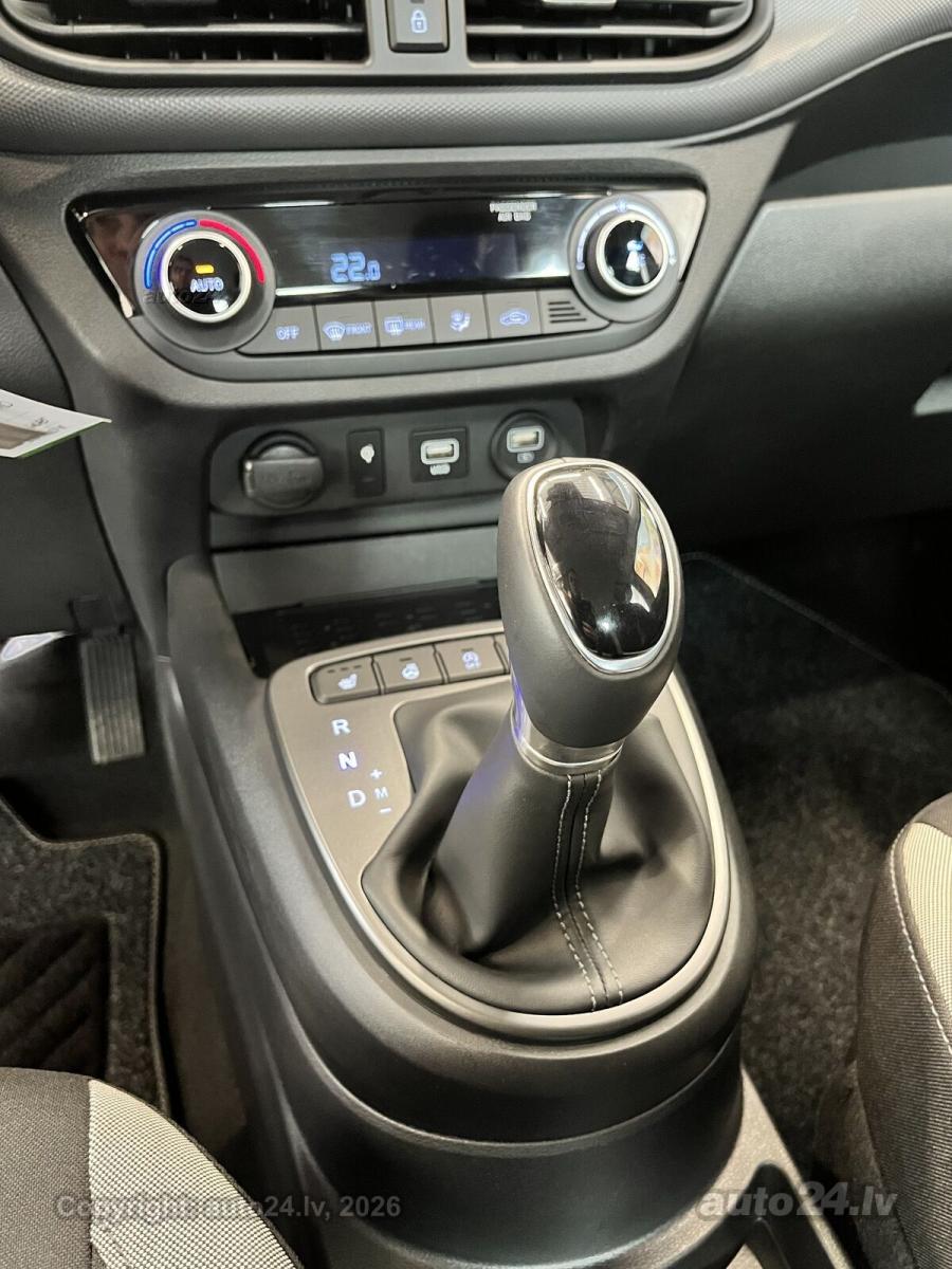 Hyundai i10 2023 in Tallinn, with an engine capacity of 1.20 L and mileage of 28 thousand km for 13900 €, photo 17 on AUTOMOTO.COM.LV