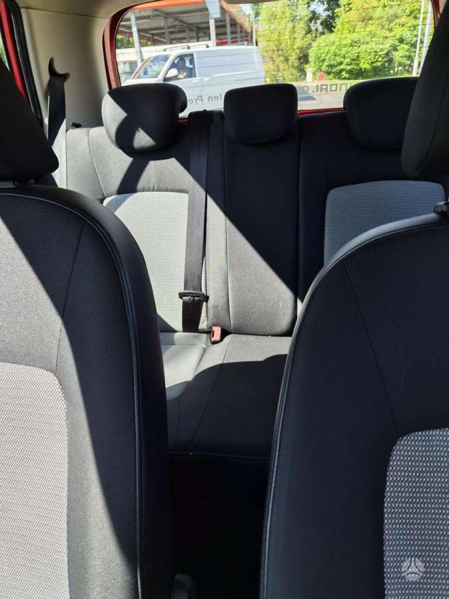 Sarkans Hyundai i10 2010 Kauņa, ar dzinēja tilpumu 1.09 L un nobraukumu 159 tūkst. km par 2500 €, foto 11 vietnē AUTOMOTO.COM.LV