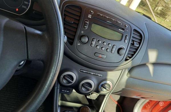 Sarkans Hyundai i10 2011 Mažeikiai, ar dzinēja tilpumu 1.00 L un nobraukumu 84 tūkst. km par 2200 €, foto 4 vietnē AUTOMOTO.COM.LV