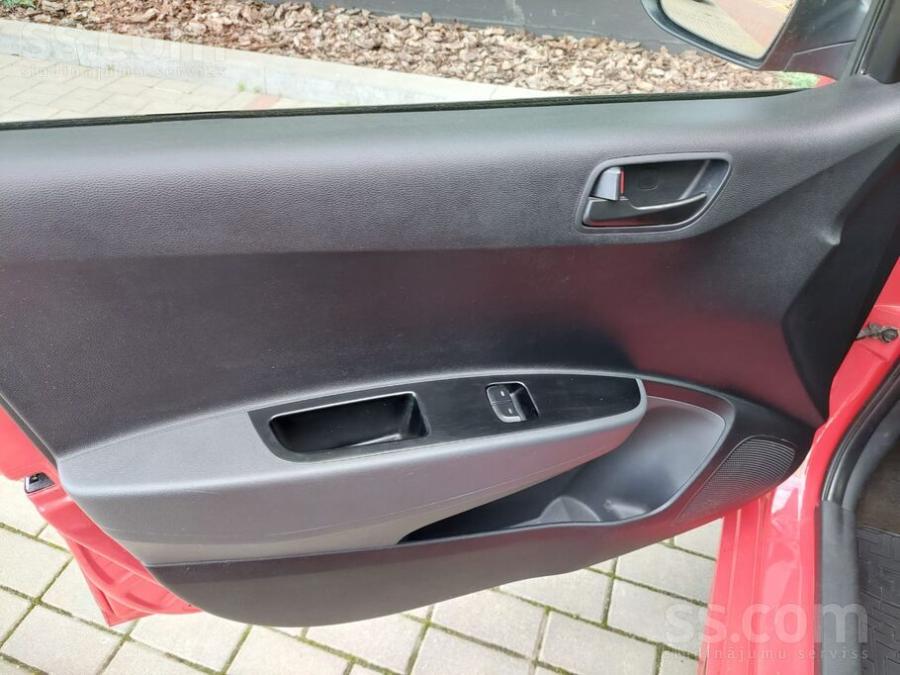 Sarkans Hyundai i10 2019 Rīga, ar dzinēja tilpumu 1.00 L un nobraukumu 208 tūkst. km par 3700 €, foto 10 vietnē AUTOMOTO.COM.LV